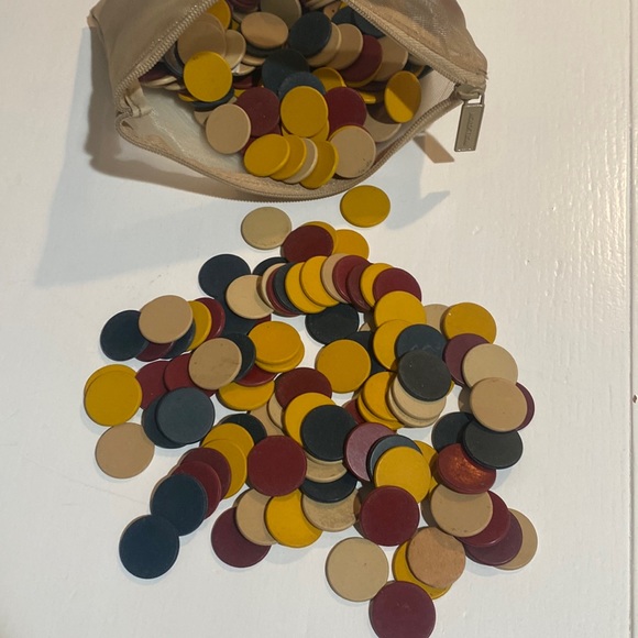 Games | Vintage Bakelite Bingokenotiddlywink Game Pieces Approximately ...